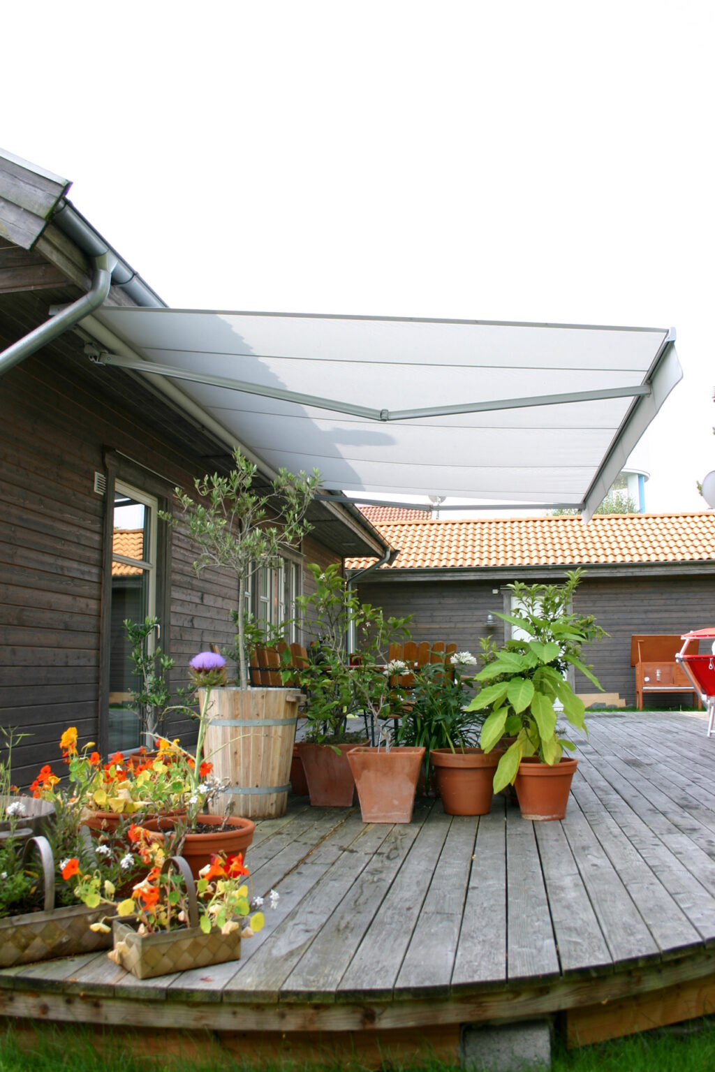 Terrassmarkis R1500 - Riviera kompakt terrassmarkis